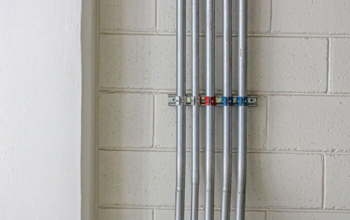 Diferencias y Aplicaciones de Tubería EMT IMC PVC SCH40 RMC - INELDEC ...